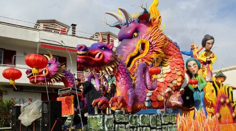 2019 Carnival in Naples: events and parties in the city - Napolike.com