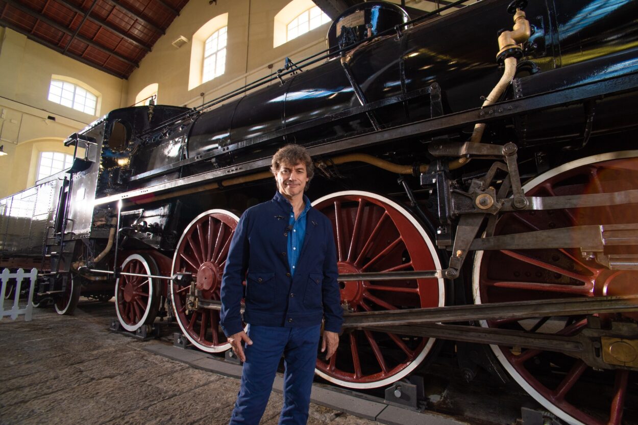 Il Museo di Pietrarsa e le Ville del Miglio d'Oro su Rai 1 con Alberto ...