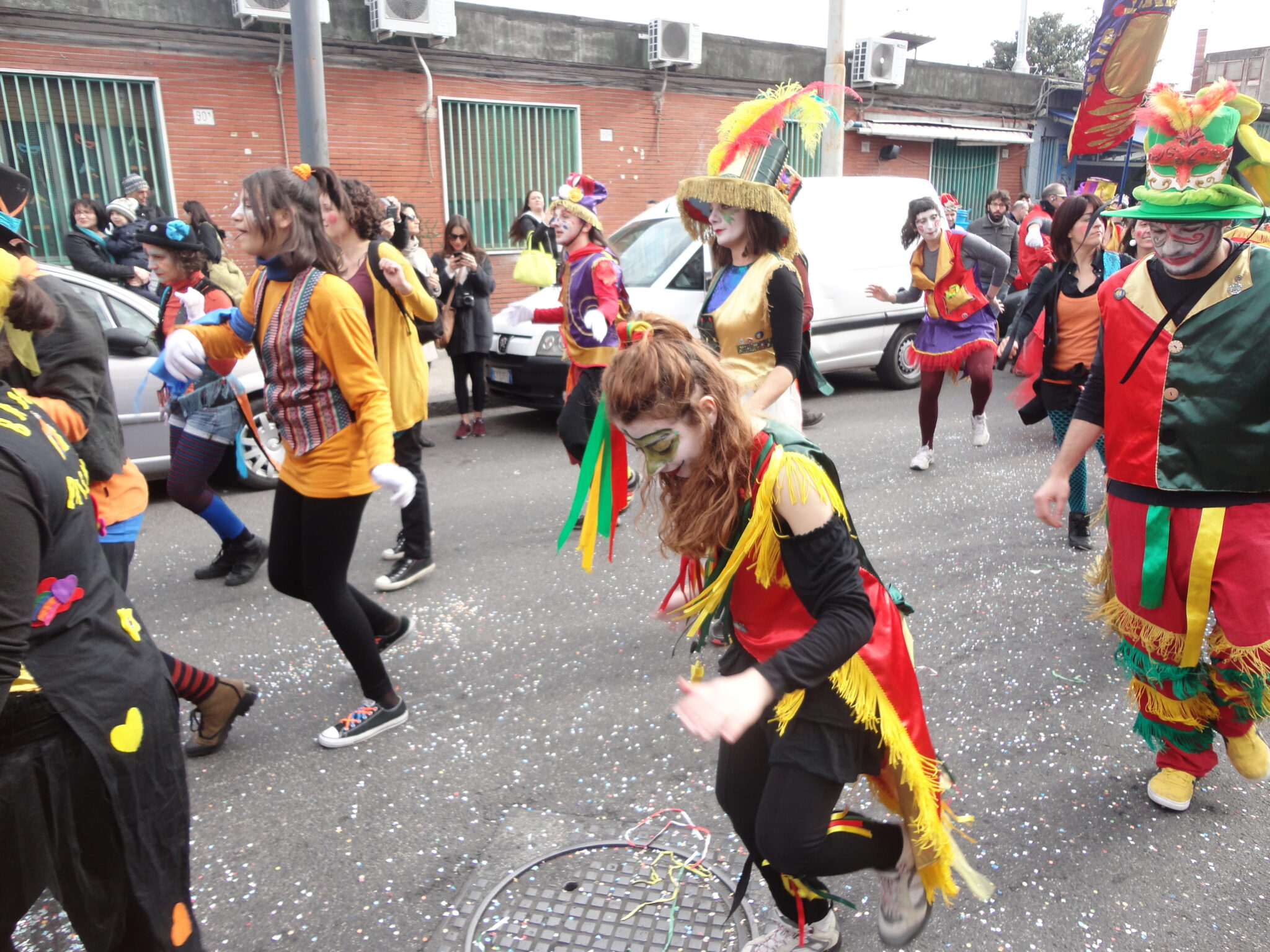 Social Carnival in Naples: events and parades in many districts to ...