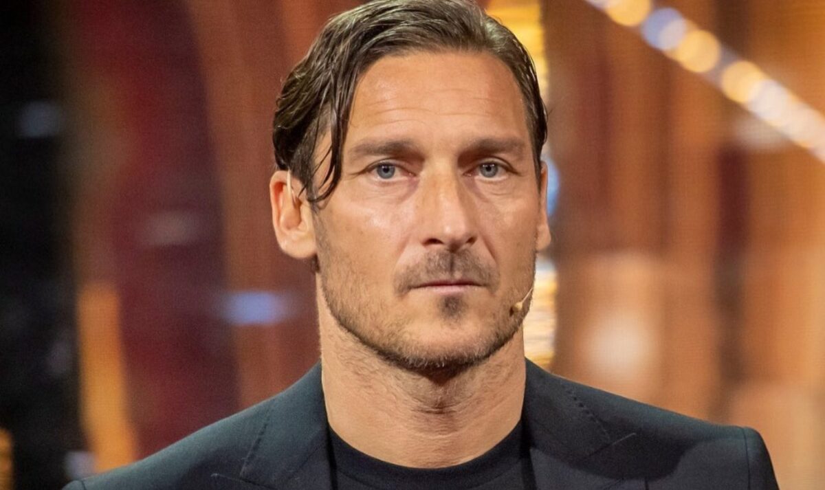 Totti and Noemi at the sea together? The video is already viral on TikTok