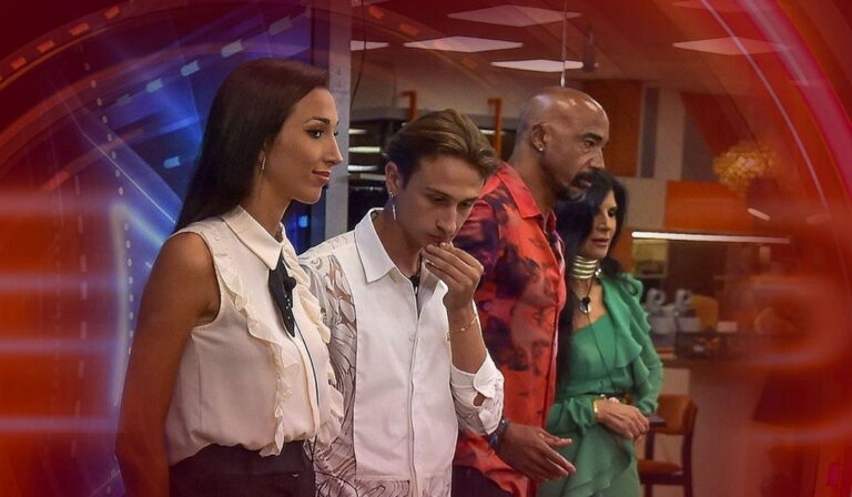 GF Vip 7, the cast is renewed: six new VIPs are coming