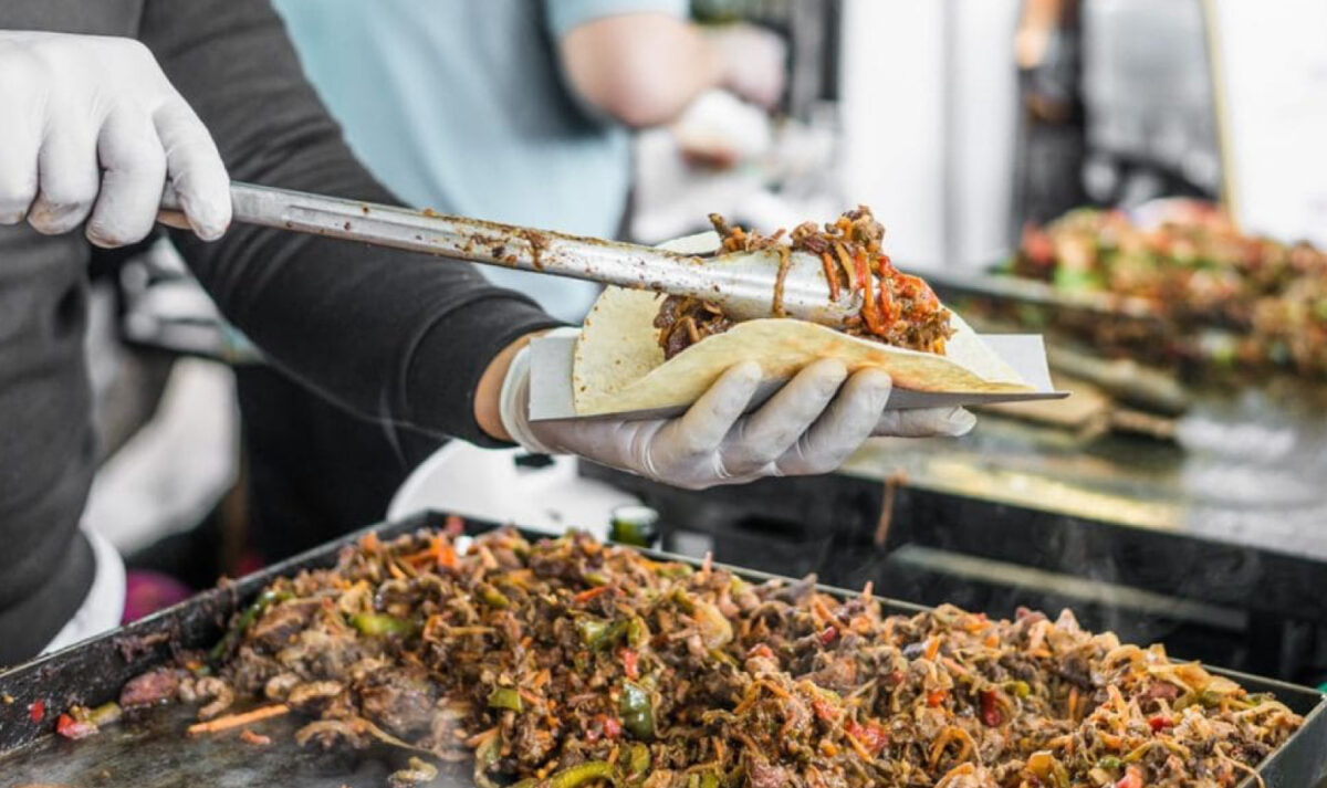 International Street Food in Eboli, Salerno: street food from every country