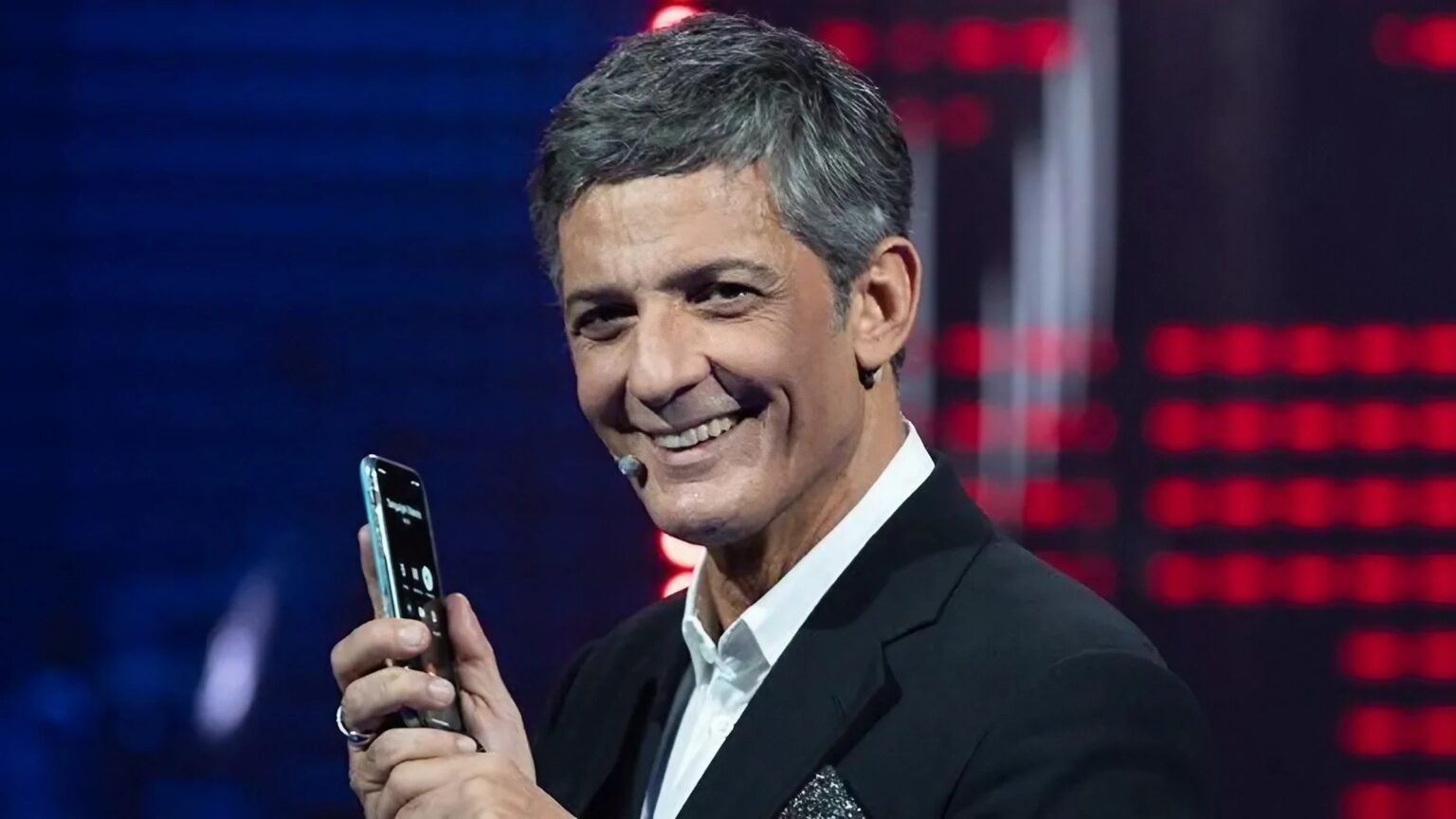 Who is Fiorello: family, Sanremo, career as an entertainer and on the radio