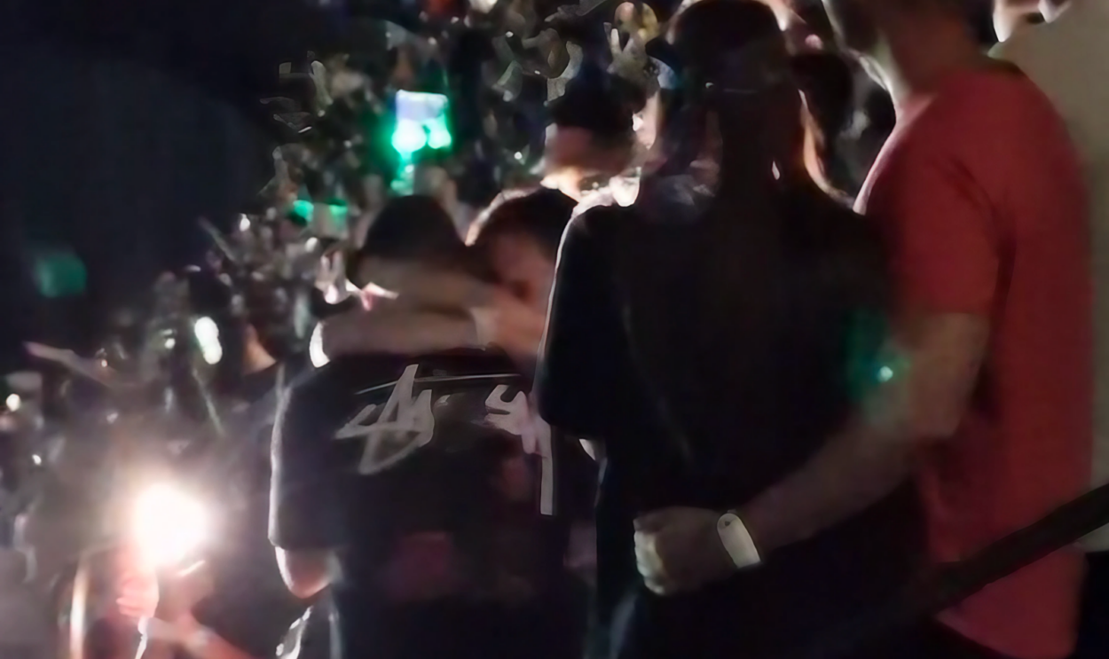 Coldplay in Naples, the marriage proposal during the concert