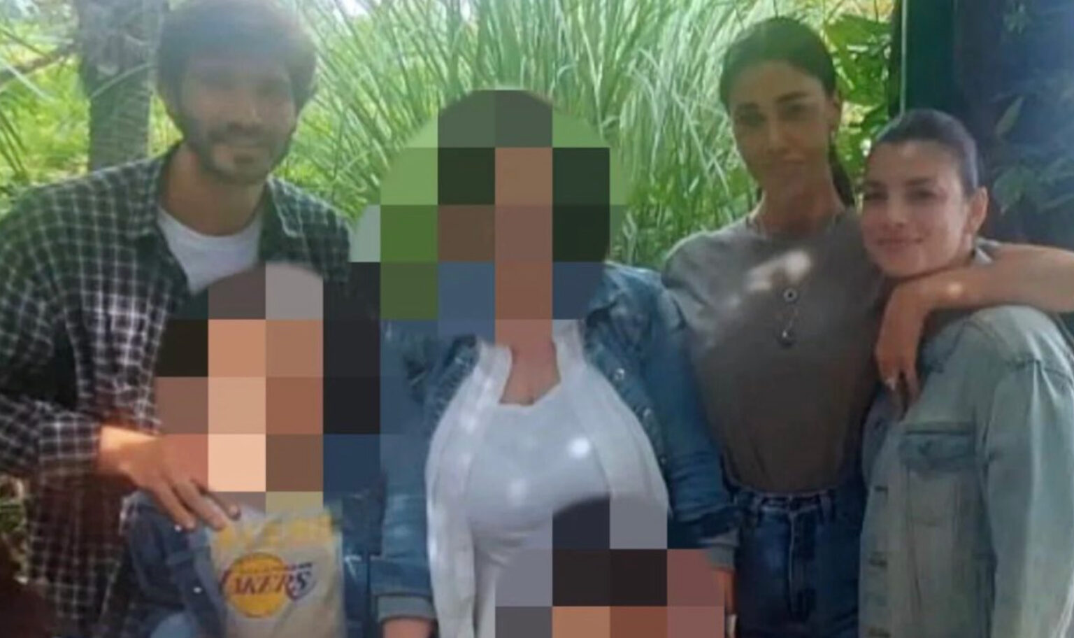 Belen and Stefano at lunch with Emma, photos of all three together