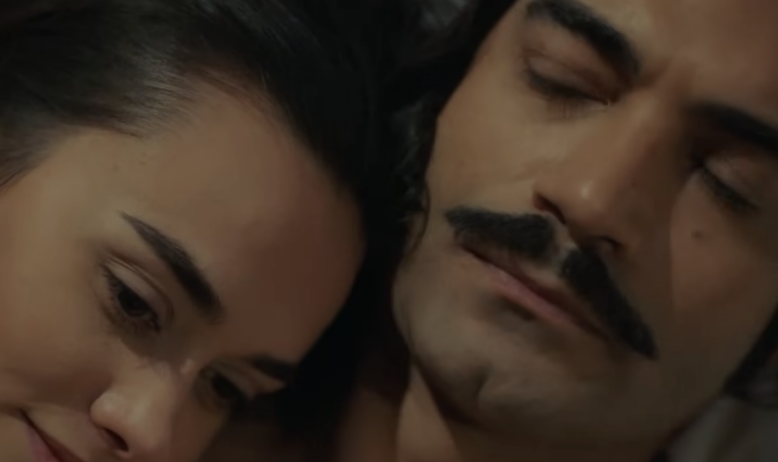 Terra Amara previews and plot October 10th, Umit and Demir go to bed!