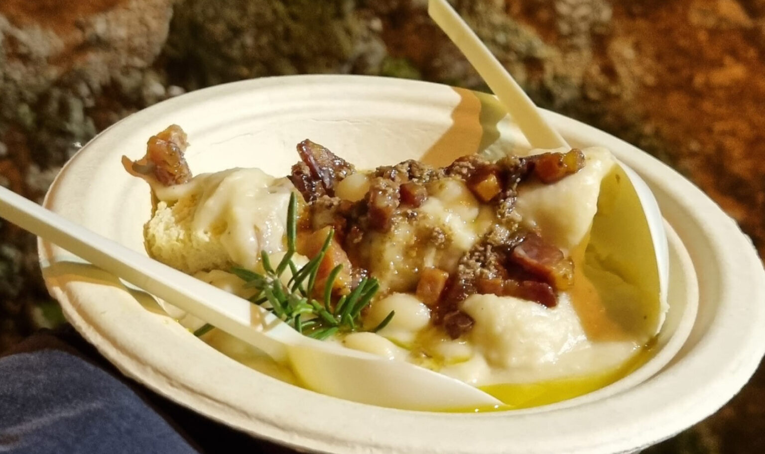 The Controne White Bean festival with 50 kalò fried pizza