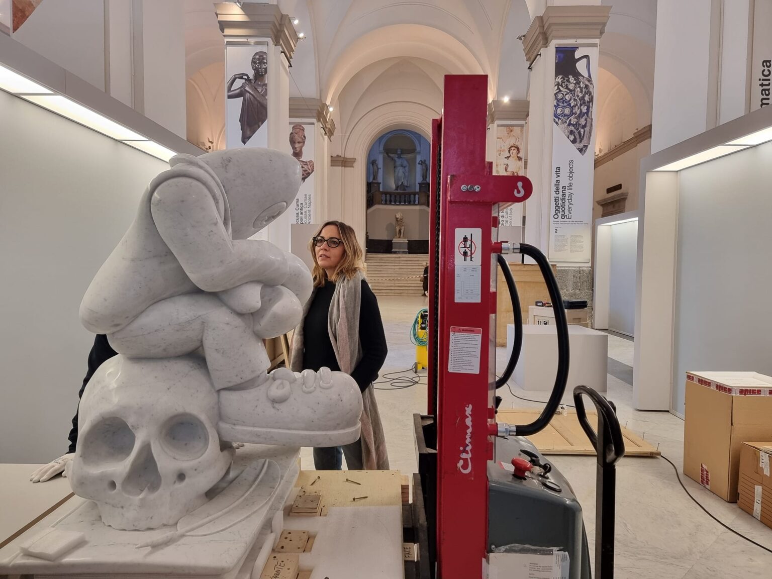 Philip Colbert im MANN in Neapel mit der Ausstellung „House of the ...