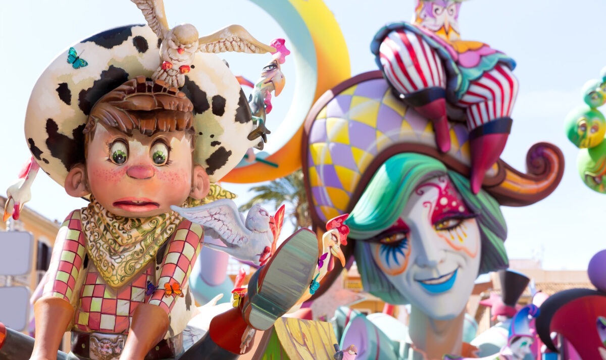 Carnival 2024 at Villa Literno, the big party with allegorical floats