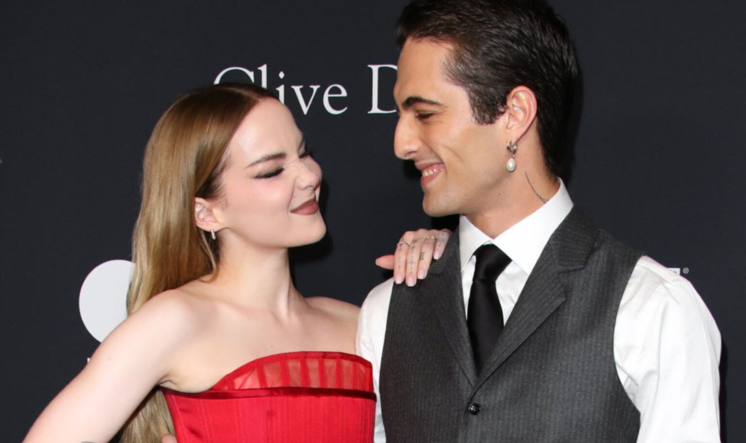 Dove Cameron, que é namorada de Damiano de Maneskin