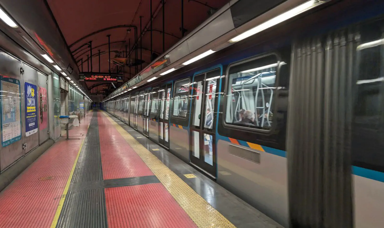 Naples Metro Line 1 early closure 7, 8 and 9 January 2025