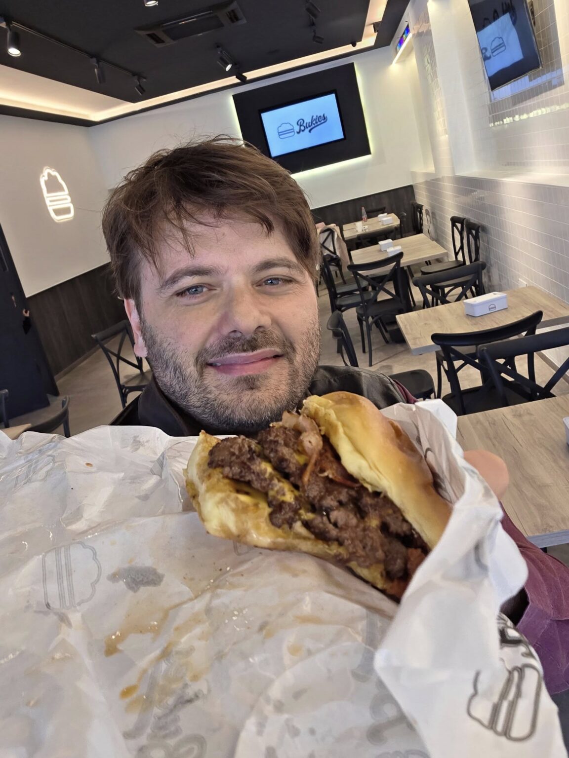 Bukies, Piero Armenti's restaurant opens in Aversa. Address, date and ...